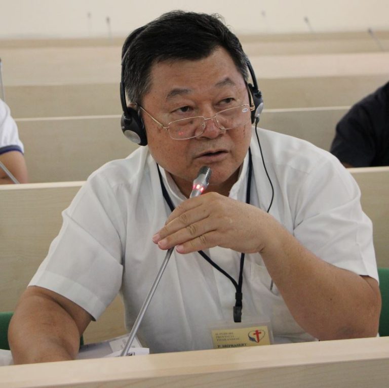 P. Rocco Pairat Sriprasert - Camilos